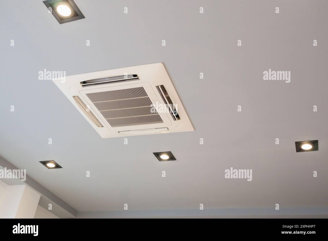 Ceiling cassette unit hi-res stock photography and images - Alamy