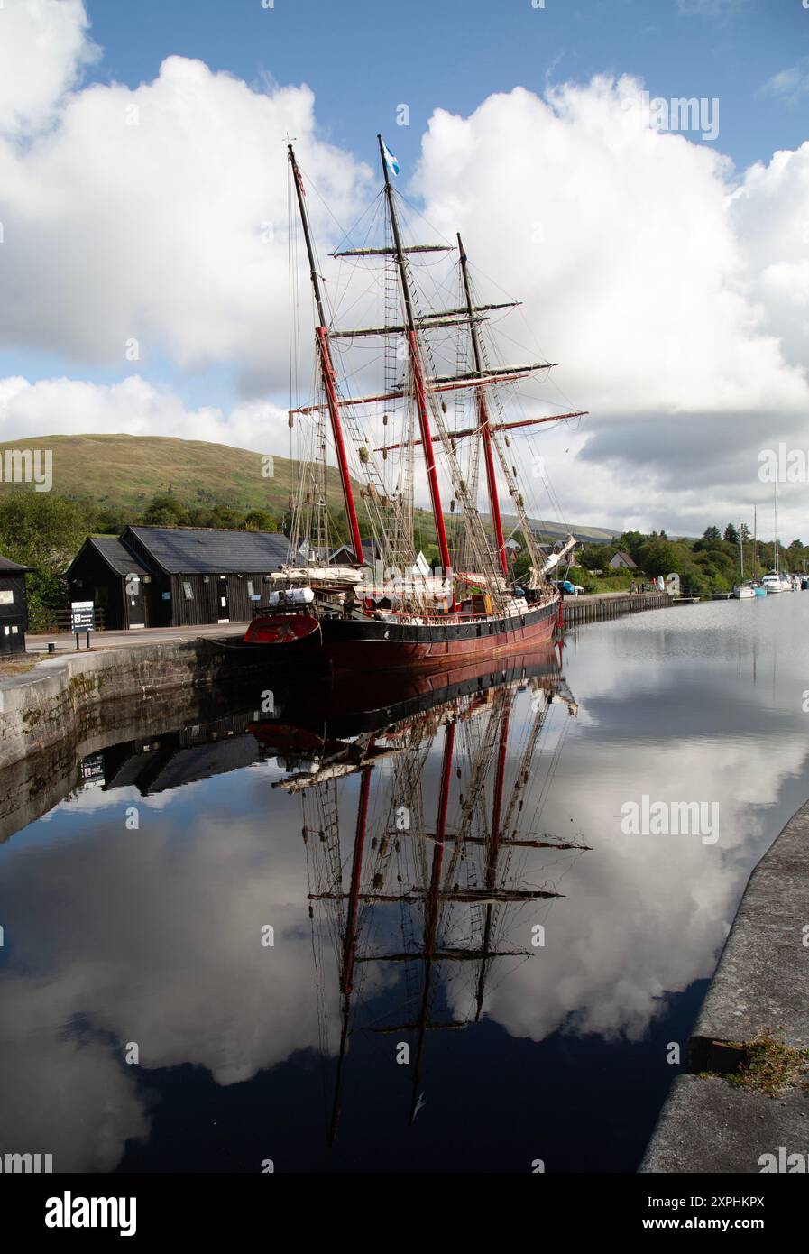 Herring drifter Alvei (originally steam powered) built in Montrose ...