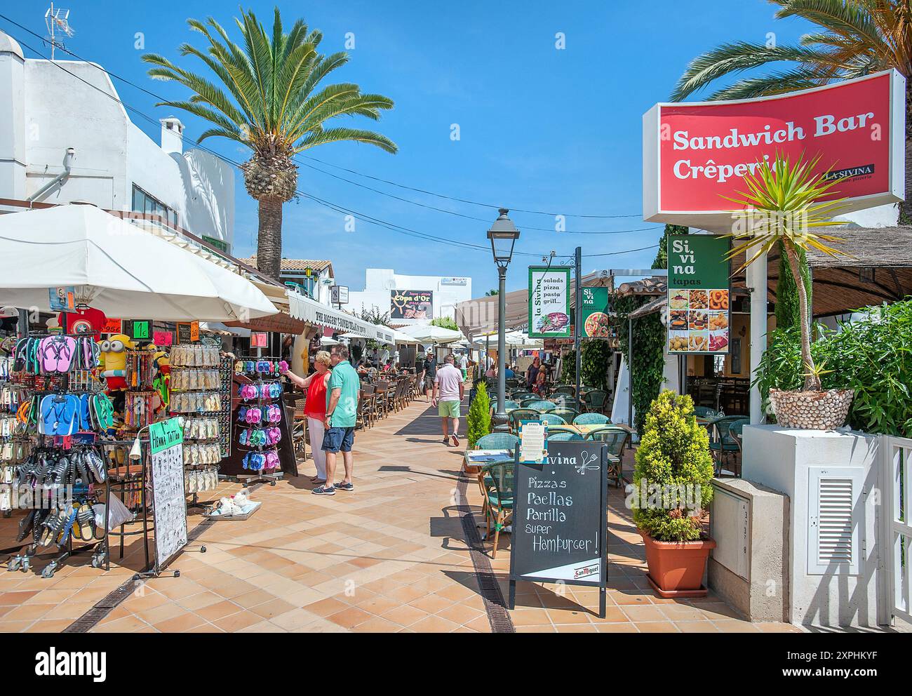 Cala D'Or centre, Mallorca, Balearics, Spain Stock Photo - Alamy