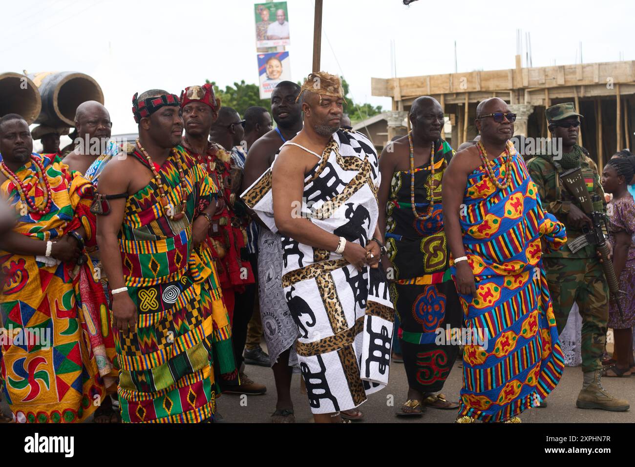 Ghana people painting hi-res stock photography and images - Alamy
