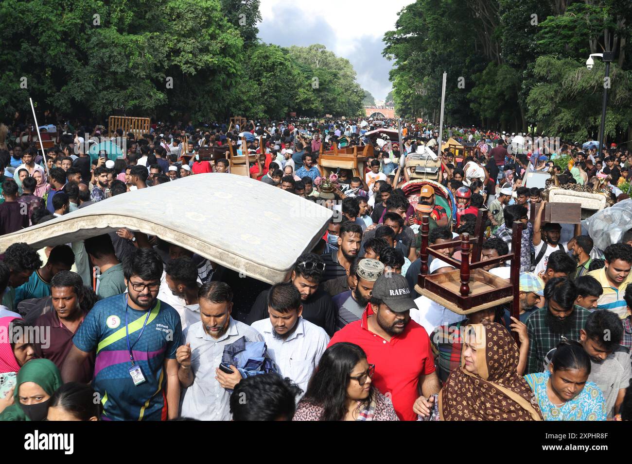 Dhaka, Bangladesh - August 05, 2024: Thousands of people took ...
