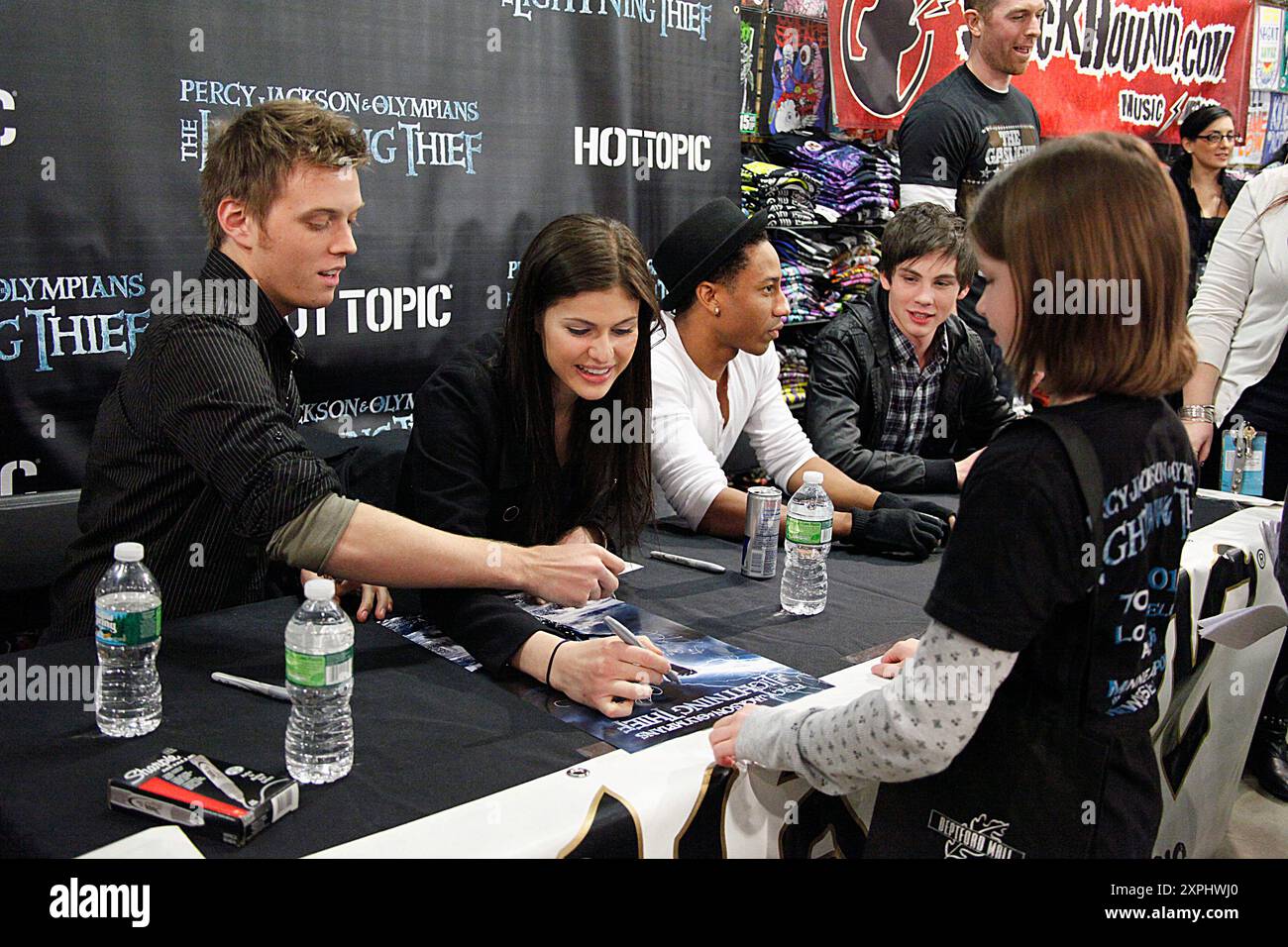 Cast members from Percy Jackson and the Olympians The Lightning Thief ...