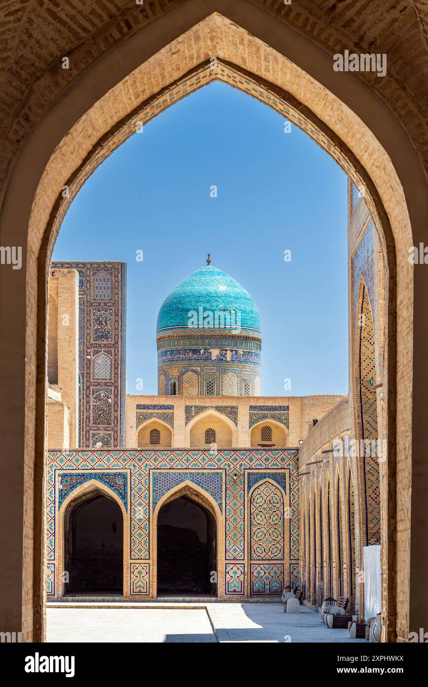 Uzbekistan bukhara city kalon hi-res stock photography and images - Alamy