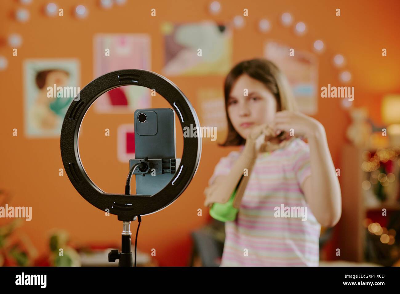 Smartphone Camera Recording Video Of Girl Stock Photo - Alamy