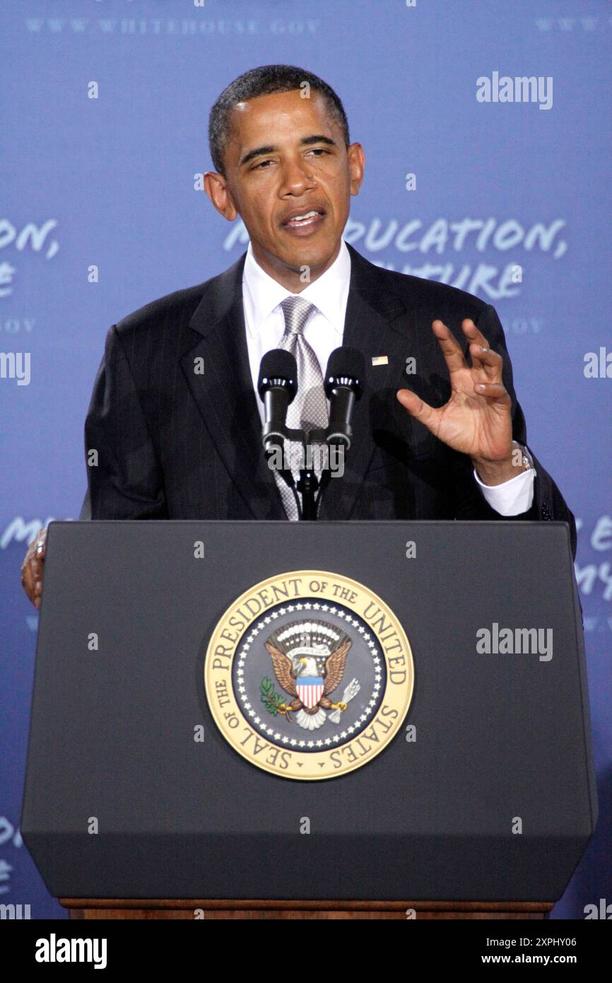 President Barack Obama pictured giving his 2010 Back To School speech ...