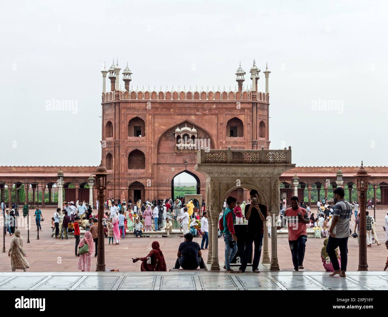 Arabic manners hi-res stock photography and images - Alamy