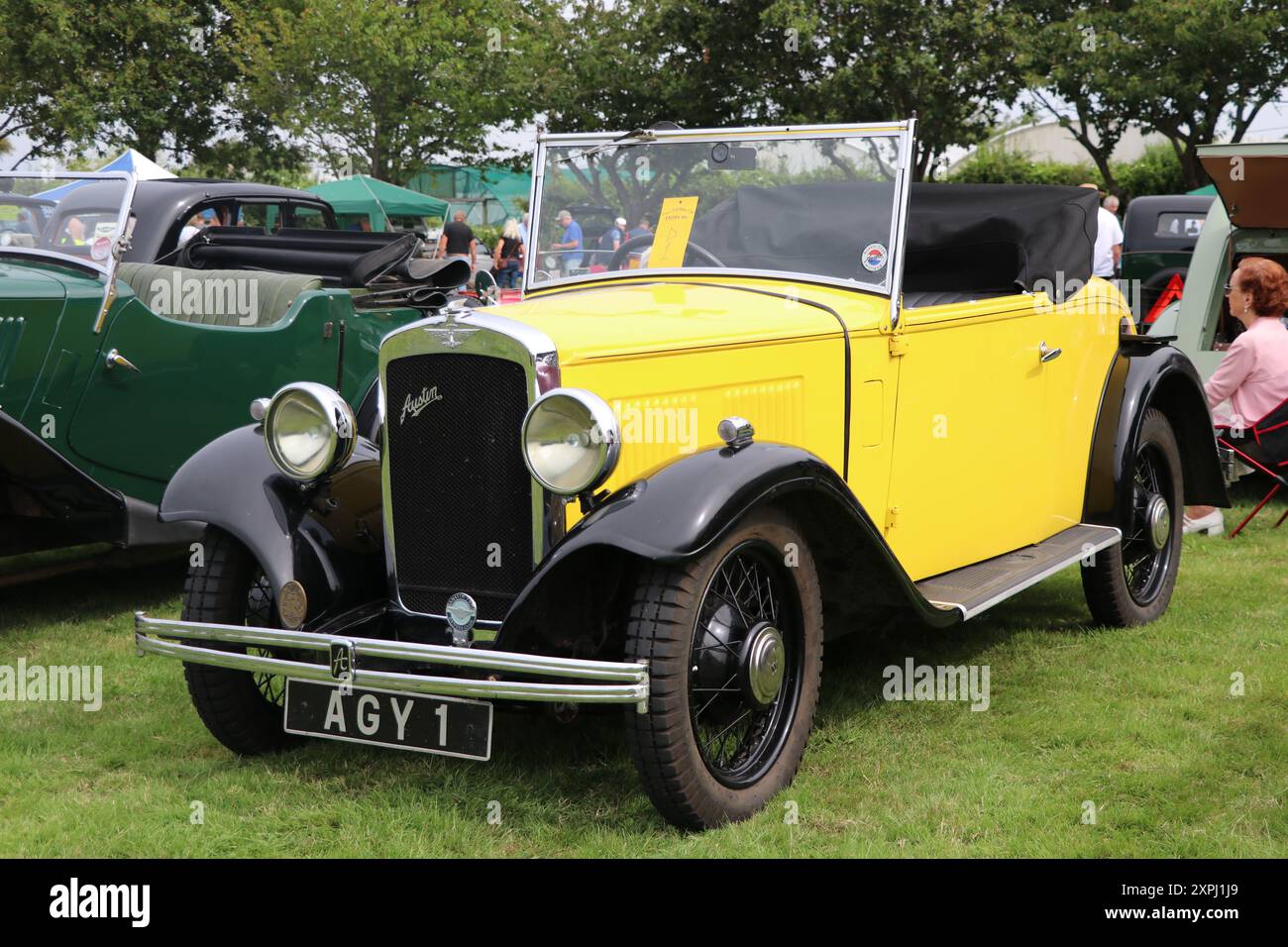 AUSTIN 10HP 2 SEATER CAR WITH DICKEY SEAT Stock Photo - Alamy