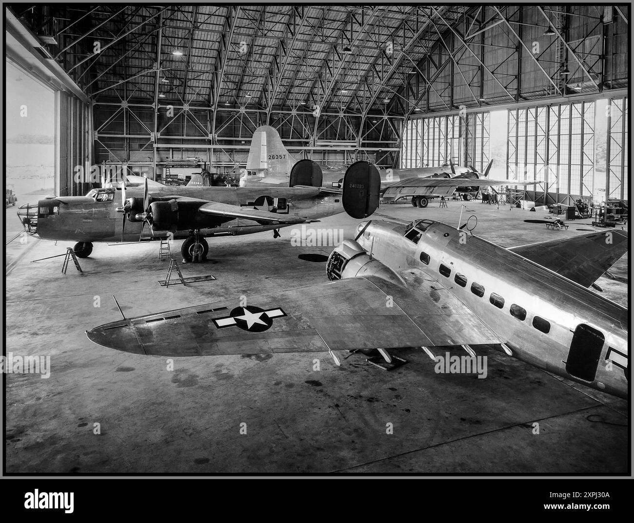 Lockheed hudson hi-res stock photography and images - Alamy