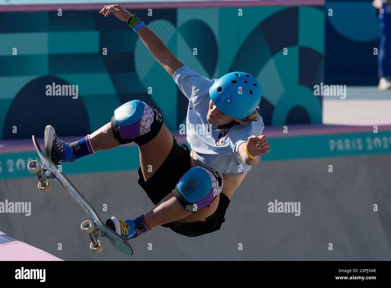 Bryce Wettstein of the United States competes during the women's ...
