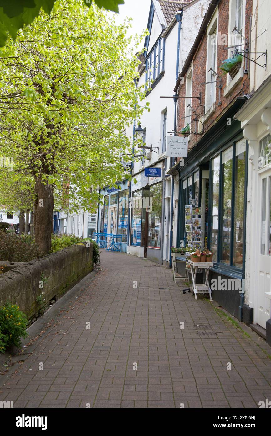 Trowbridge shopping centre hi-res stock photography and images - Alamy