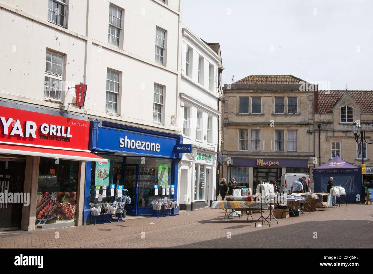 Trowbridge town centre hi-res stock photography and images - Alamy