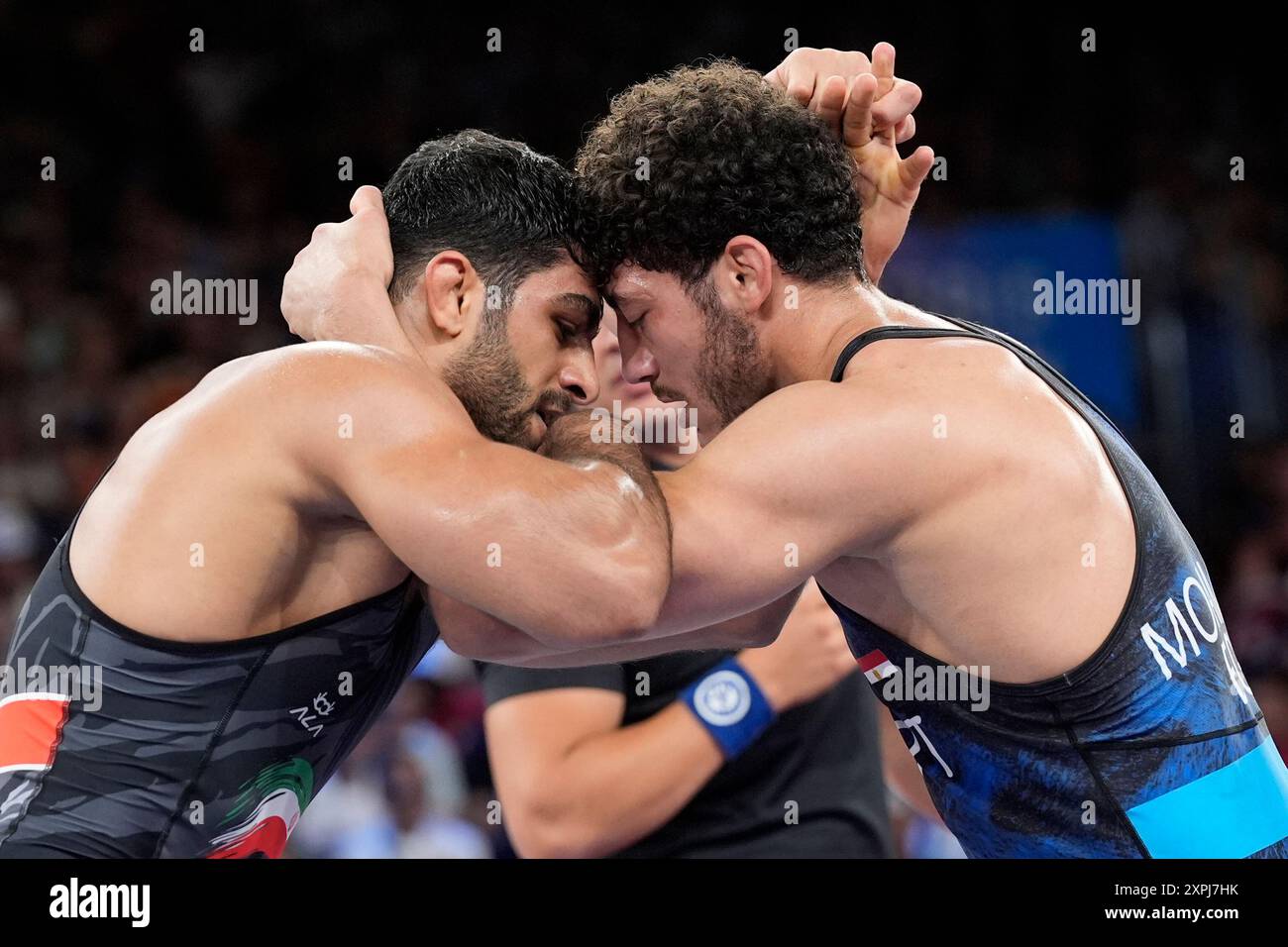 Iran's Mohammadhadi Saravi and Egypt's Mohamed Gabr compete during ...