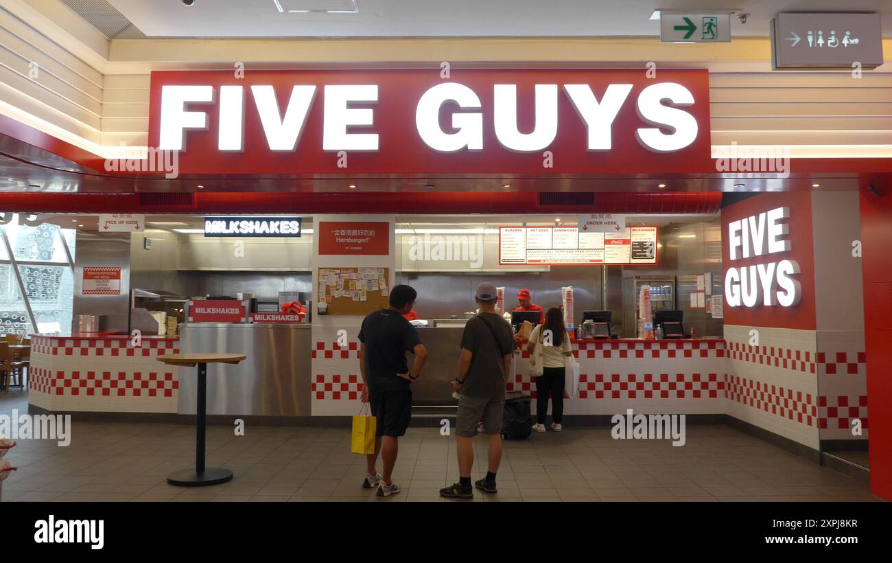 Fast food chain store china hi-res stock photography and images - Alamy