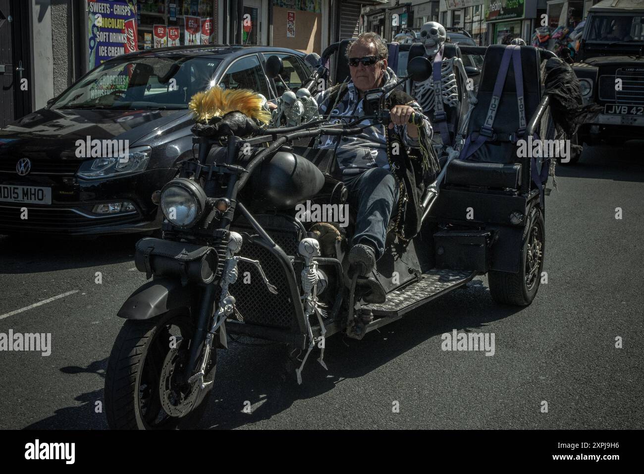 Modified tricycle hi-res stock photography and images - Alamy