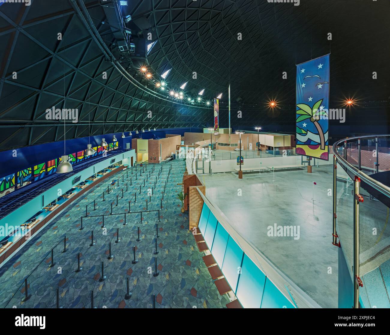 Long Beach Cruise Termina Dome, Interior. This space used to be the ...