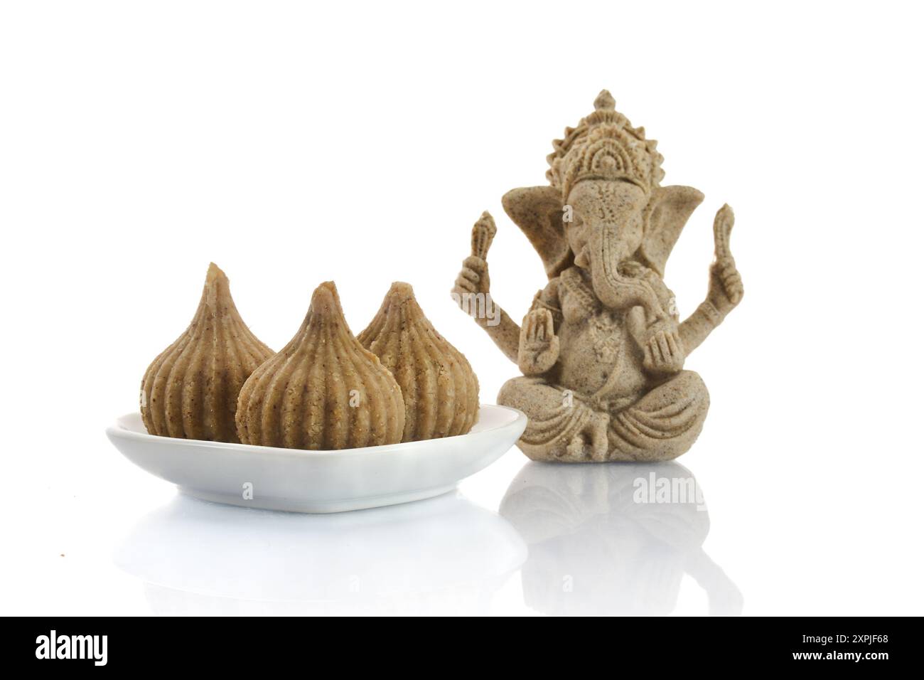 Modak ganapati ganesh Cut Out Stock Images & Pictures - Alamy