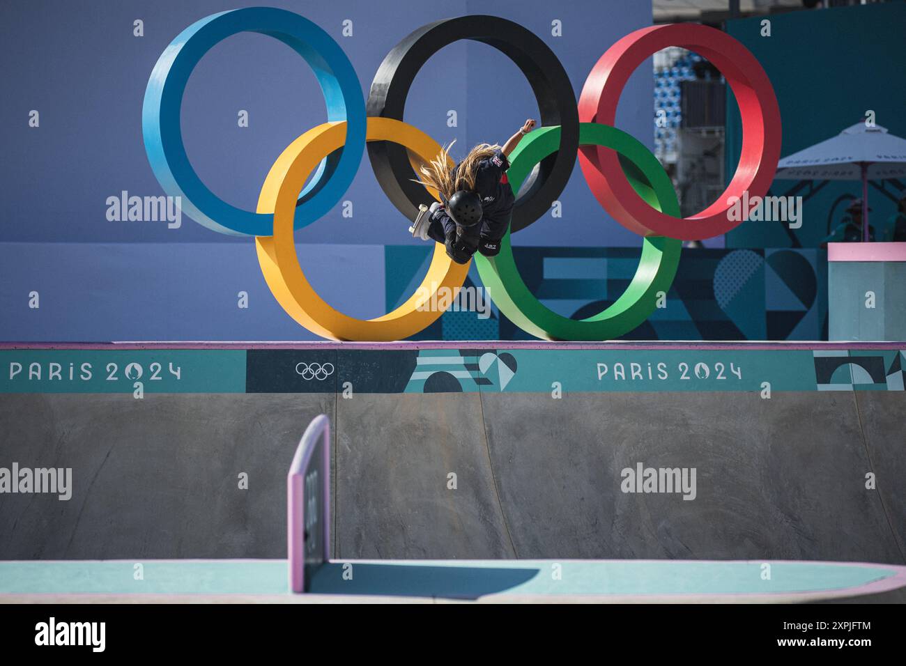 PARIS, IF - 06.08.2024: WOMEN'S SKATE PARK - Skateboarding - Paris 2024 ...