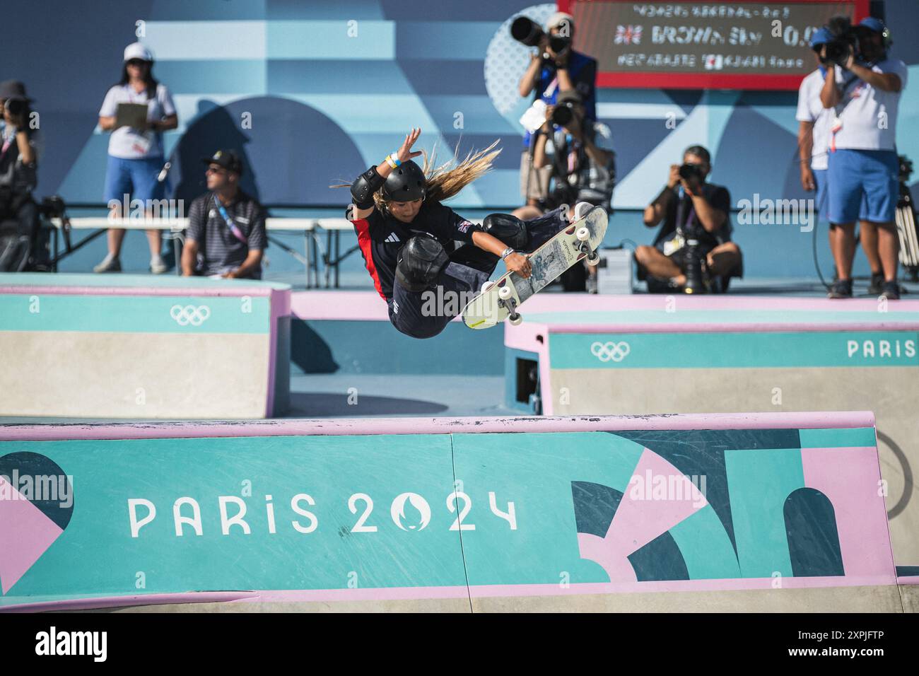 PARIS, IF - 06.08.2024: WOMEN'S SKATE PARK - Skateboarding - Paris 2024 ...