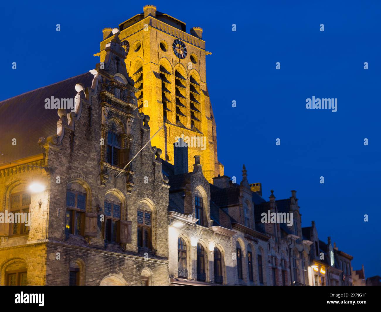 Step-gabled house facades in Grand Place in medieval Veurne in Flanders ...