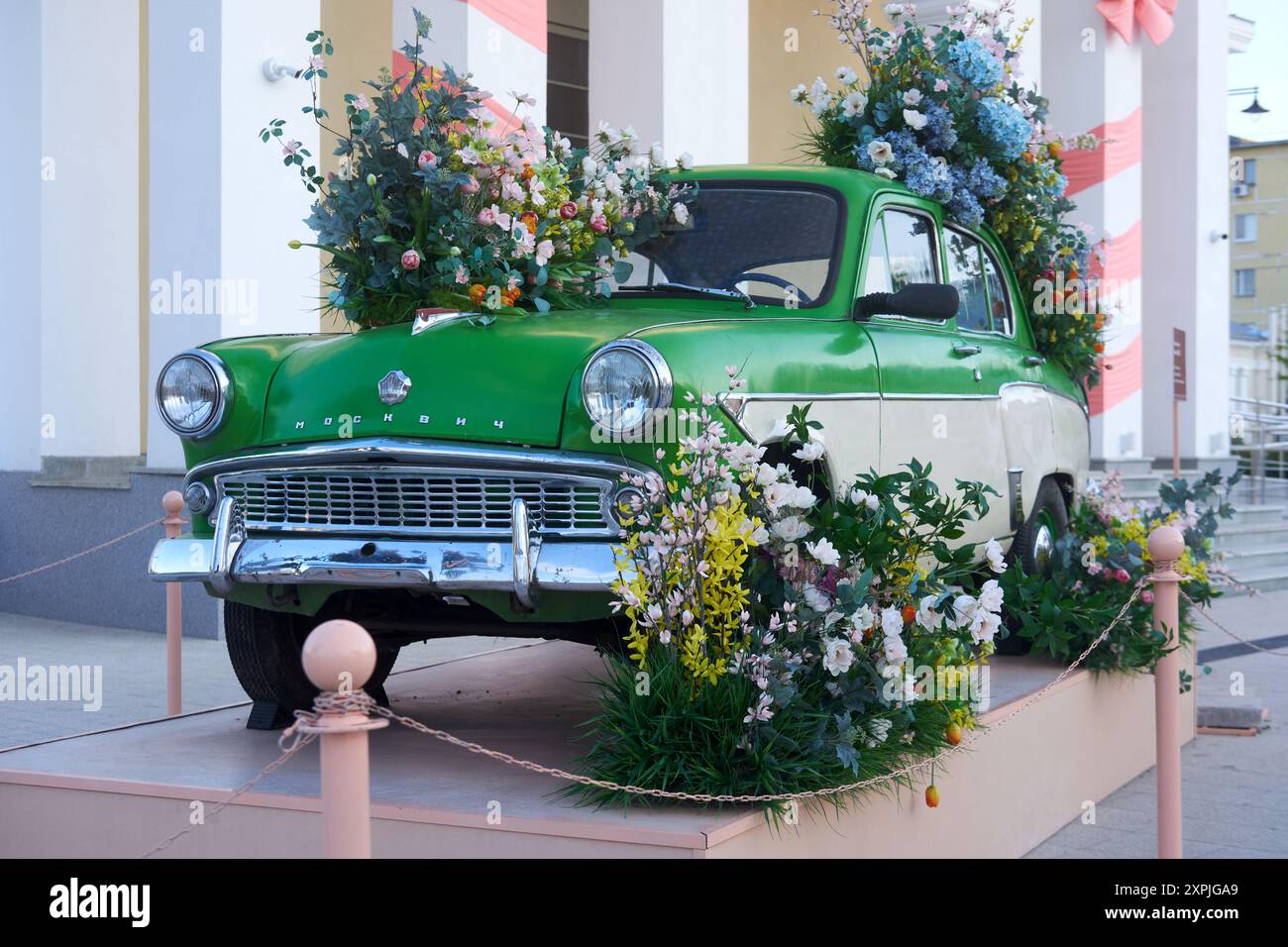 Car moskvich hi-res stock photography and images - Alamy