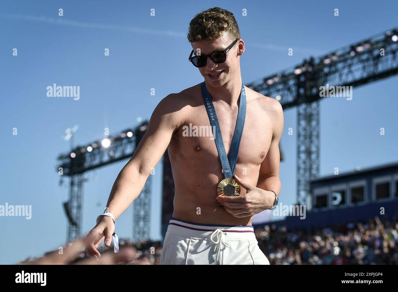 Paris, France. 06th Aug, 2024. France's gold medalist at swimming Leon ...
