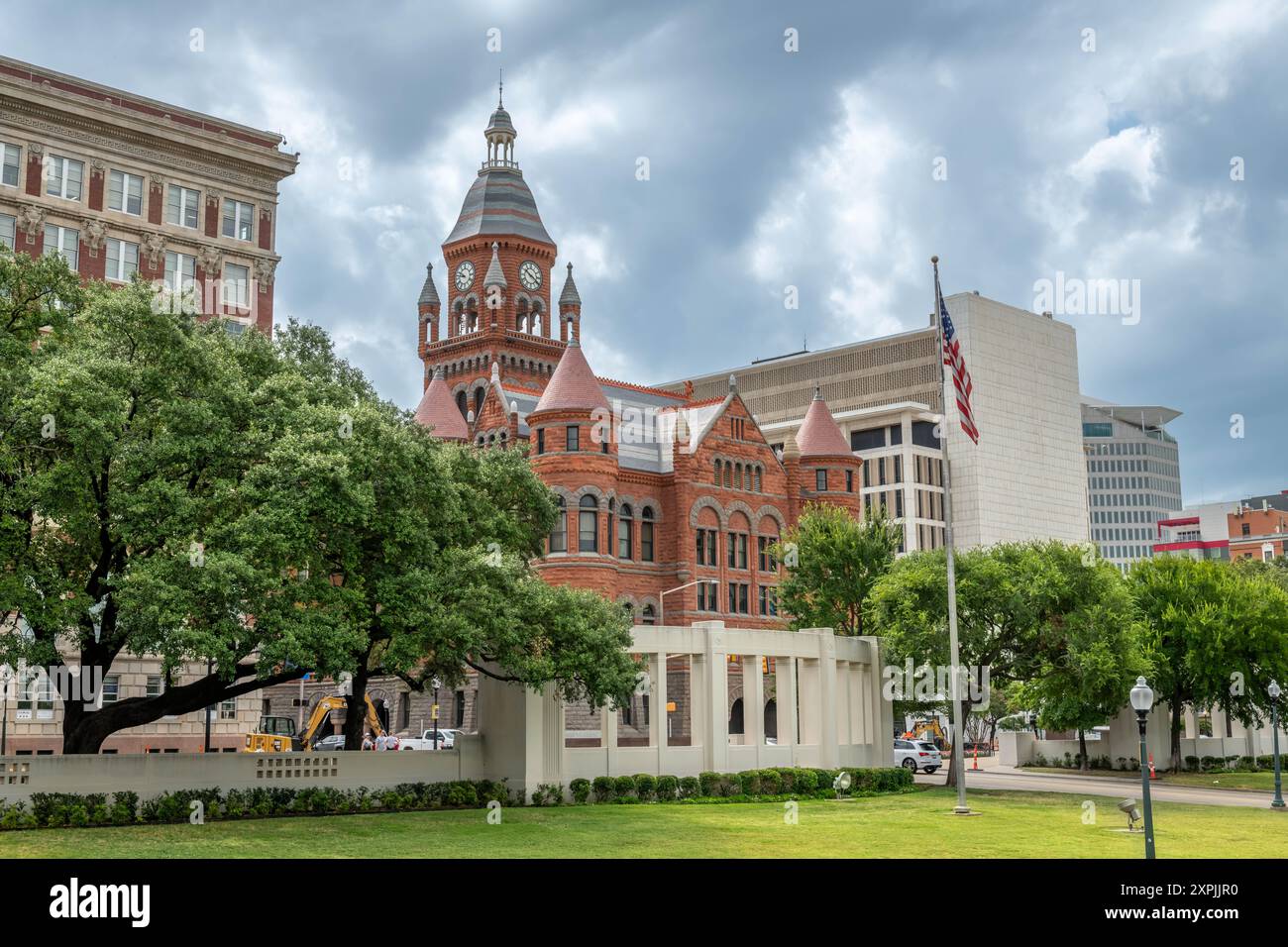 Lone elm historical hi-res stock photography and images - Alamy