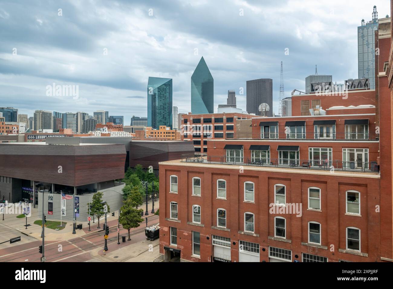 Grassy knoll dallas hi-res stock photography and images - Alamy