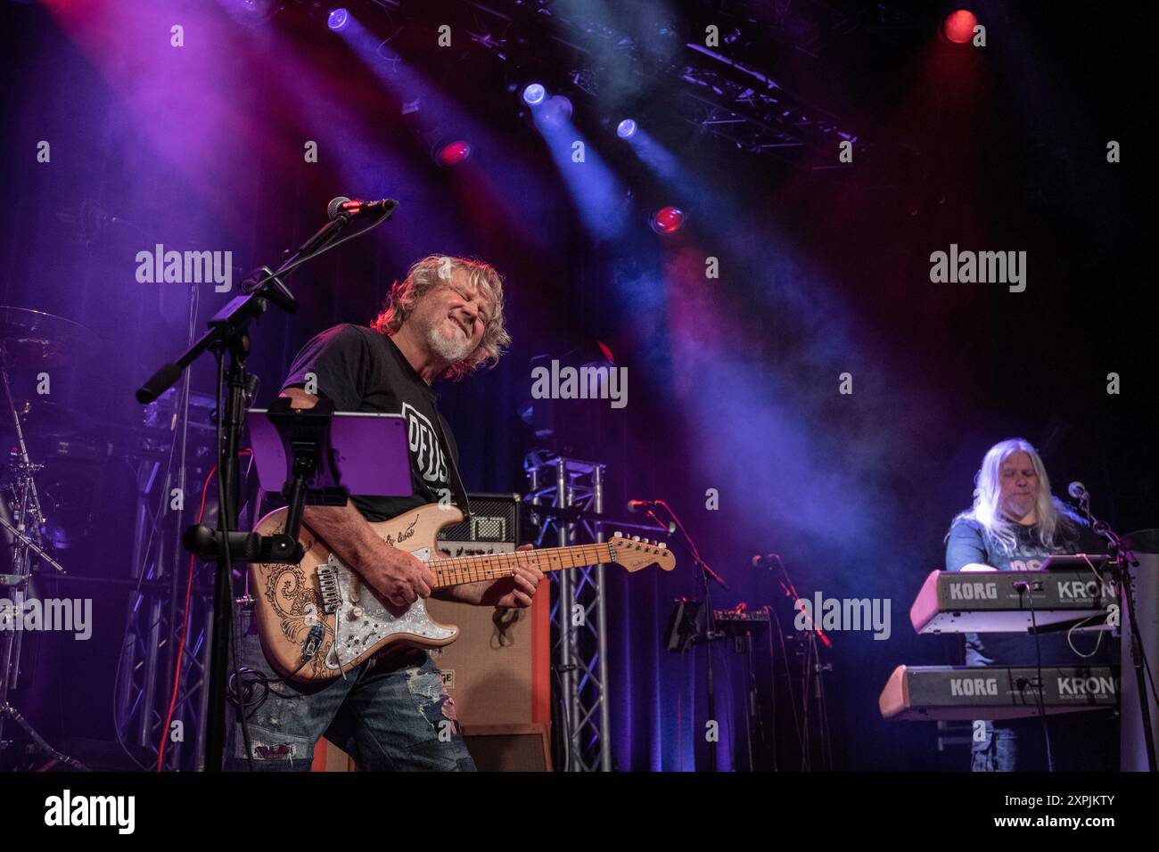 Nick Barrett, vocalist and lead guitarist with progressive rock band ...