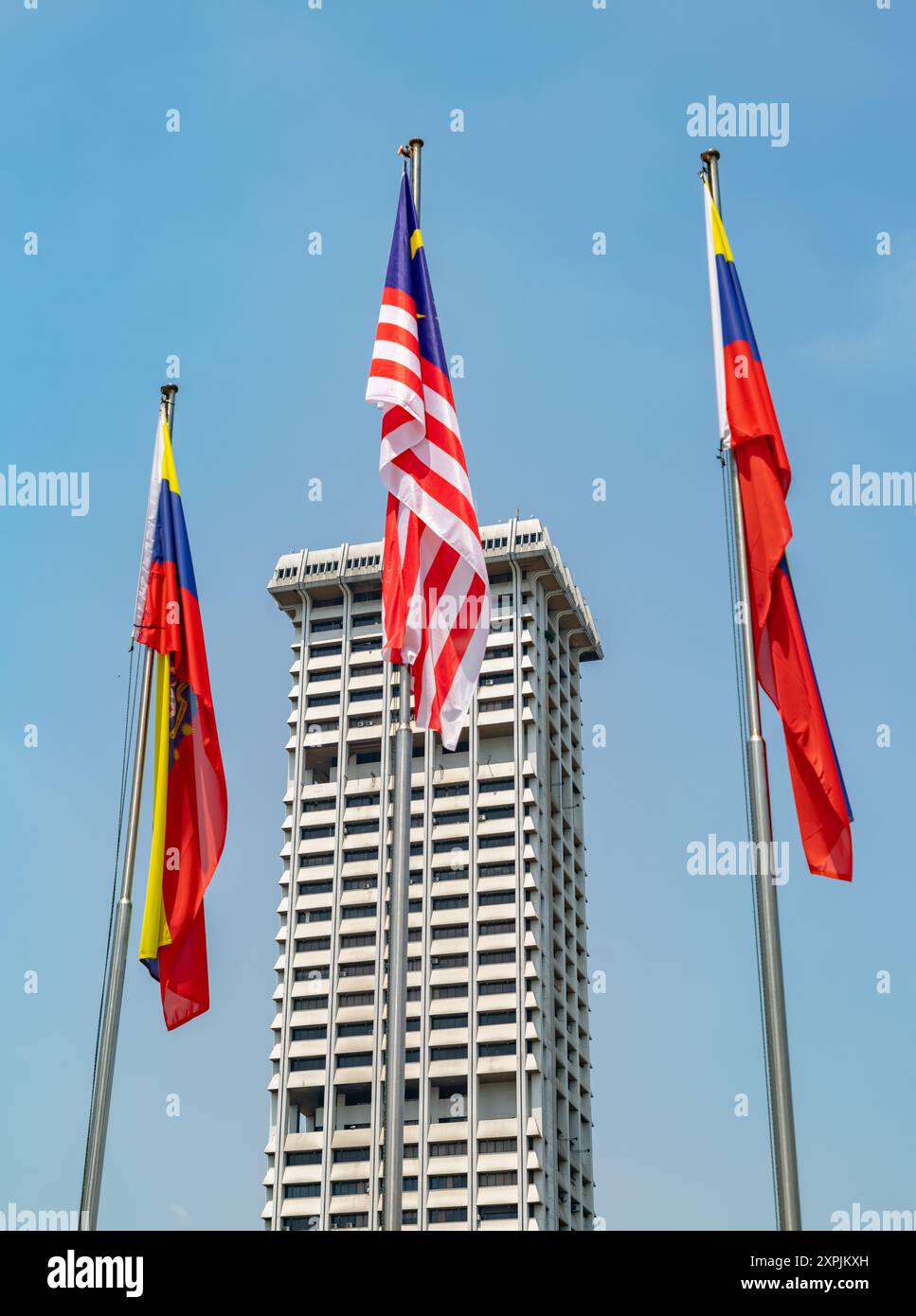 A picture of Malaysian and Federal Territories of Malaysia flags in ...