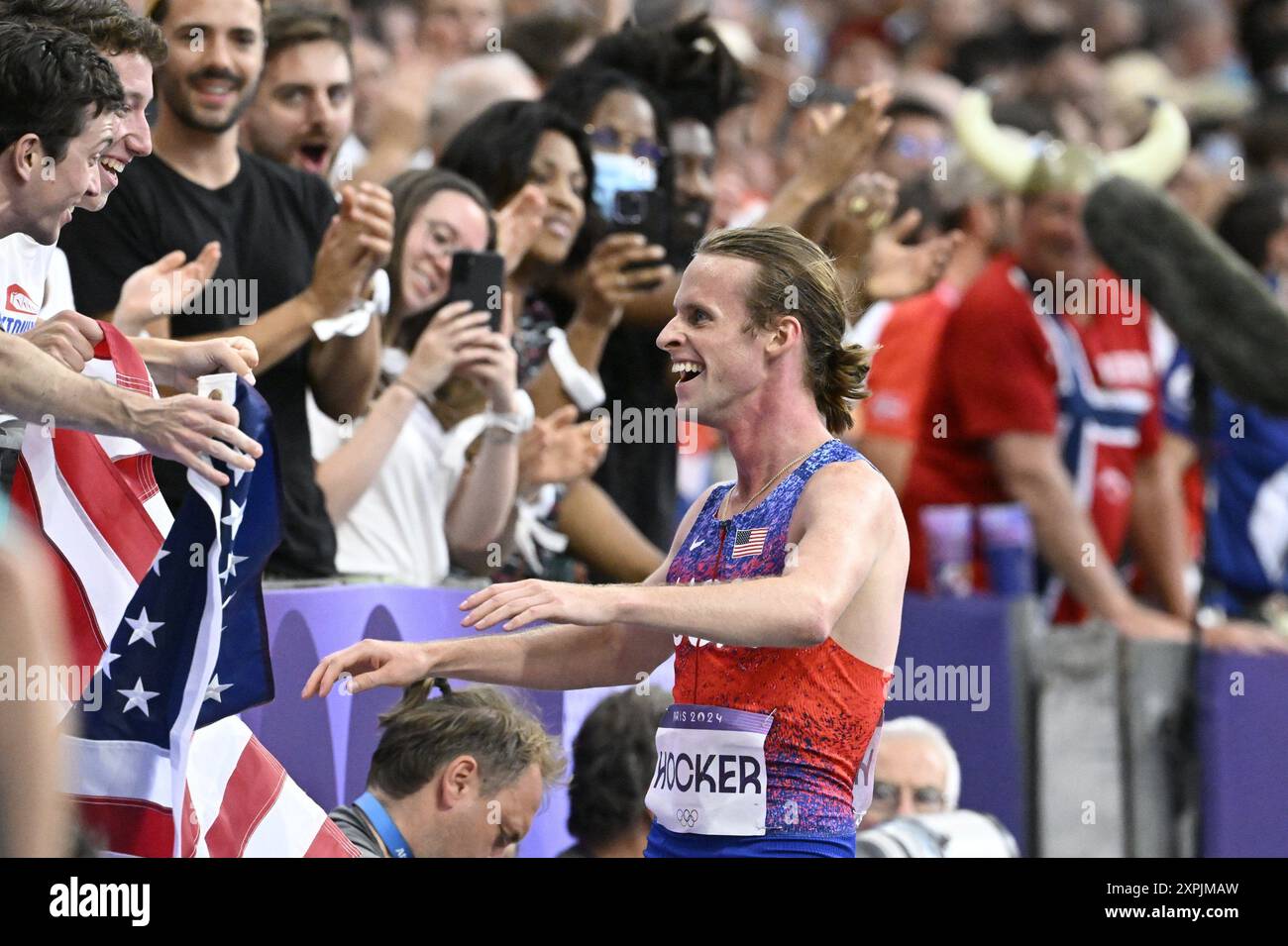 Paris, France. 06th Aug, 2024. Cole Hocker of United States celebrates ...