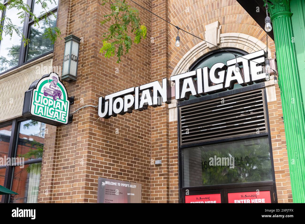 Utopian architecture hi-res stock photography and images - Alamy