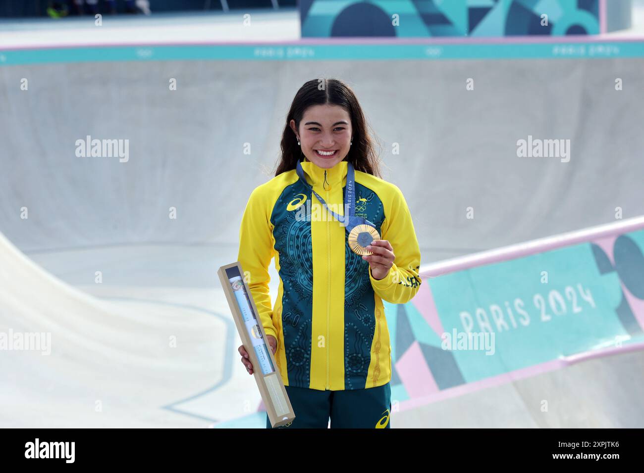 Paris, France. 06th Aug, 2024. Thirteen-year-old Arisa Trew of ...