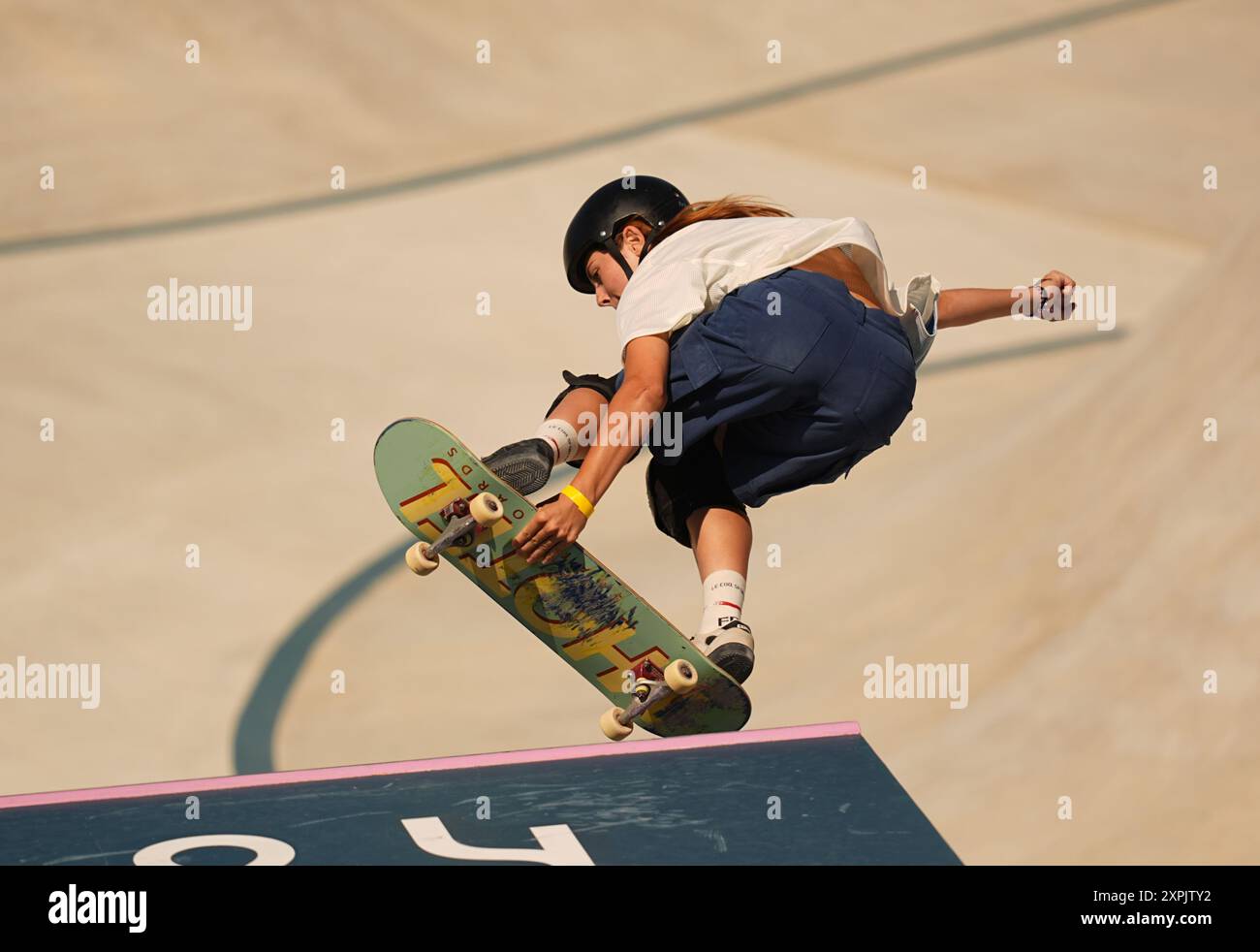 Paris, France. 6 August, 2024. Emilie Alexandre (France) competes ...