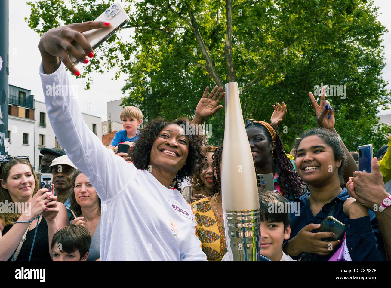 Nsimba Makonda M Buta, selfie with local residents. Paris 2024 Olympic ...