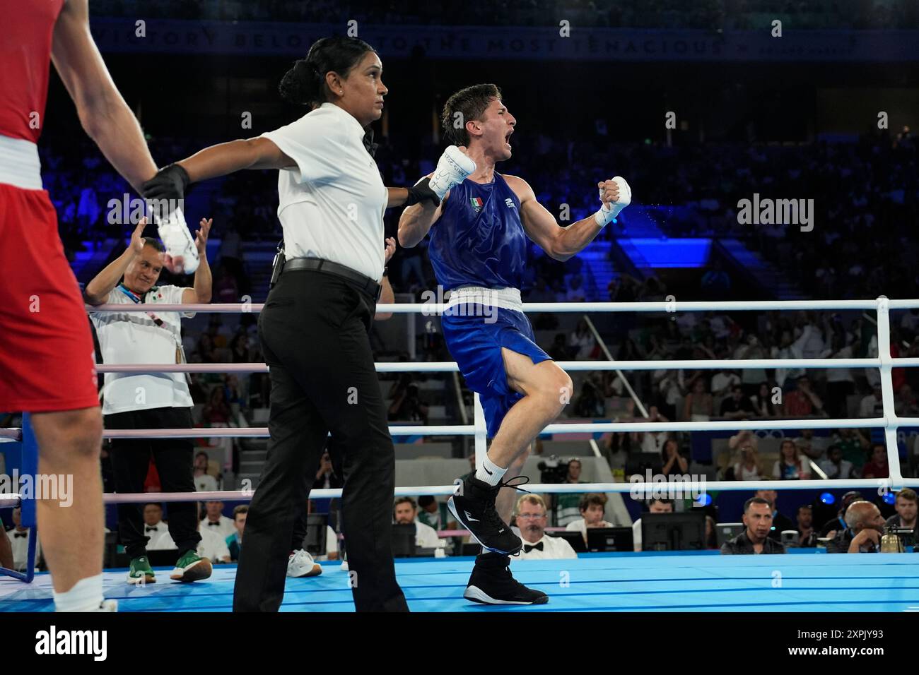 Mexico's Marco Verde celebrates after defeating Britain's Lewis ...