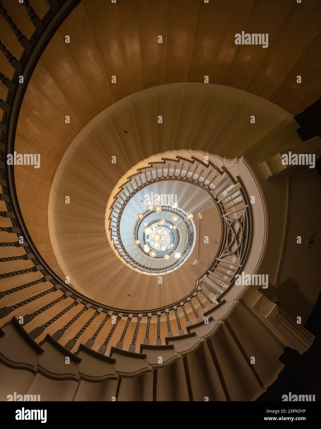 The Cecil Brewer Staircase, Heals Department Store Stock Photo - Alamy