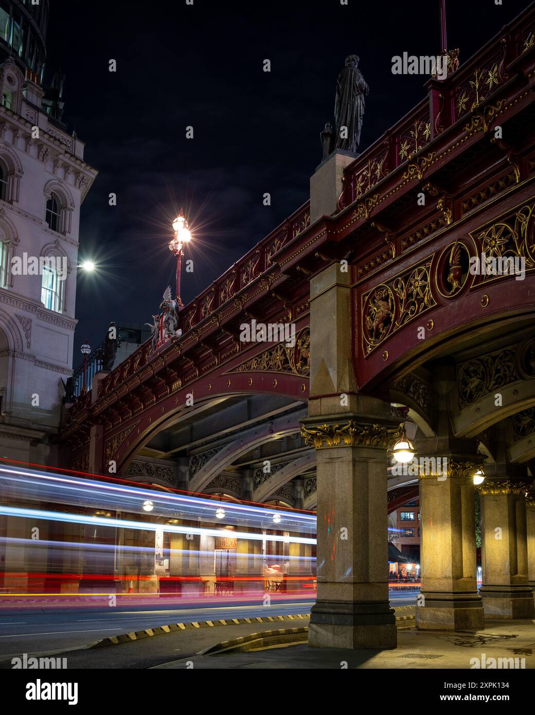 Bus Trails at Holborn Viaduct Stock Photo - Alamy