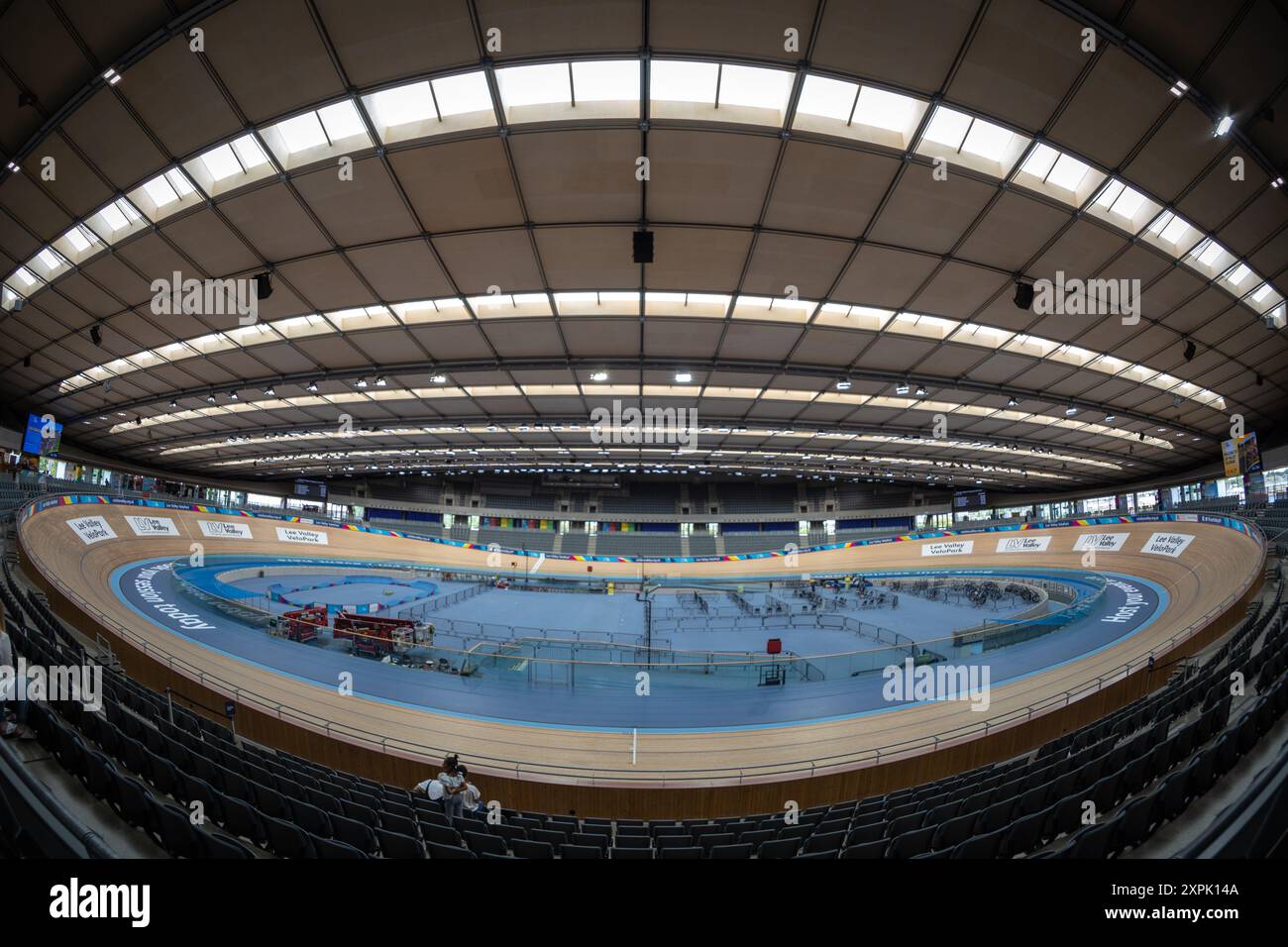 Lee Valley Velodrome, London Olympic Park Stock Photo - Alamy