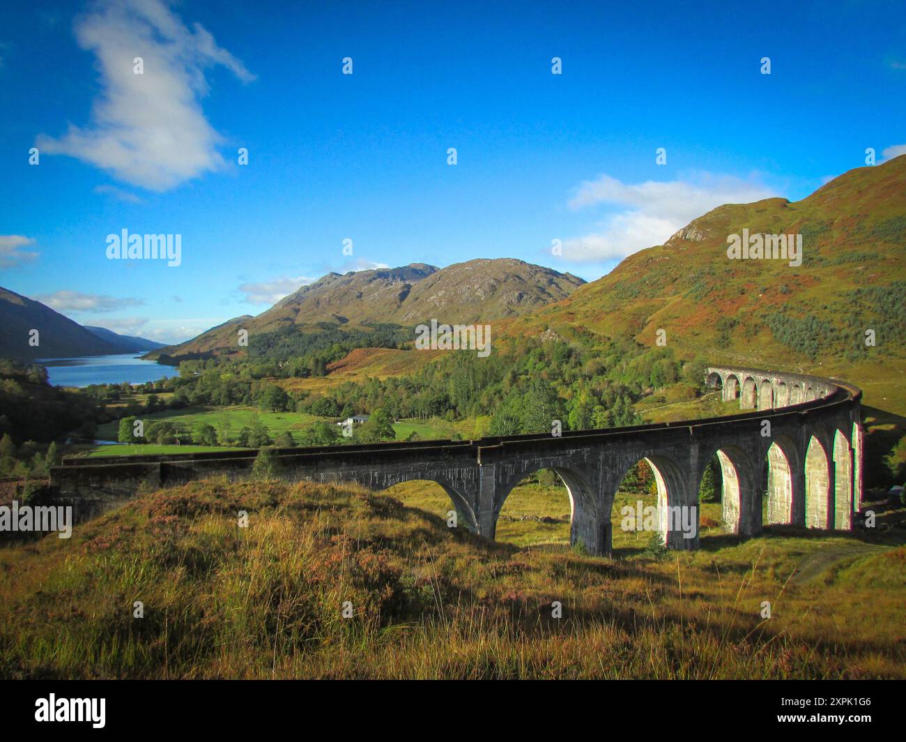 View glenfinnan viaduct highlands hi-res stock photography and images ...