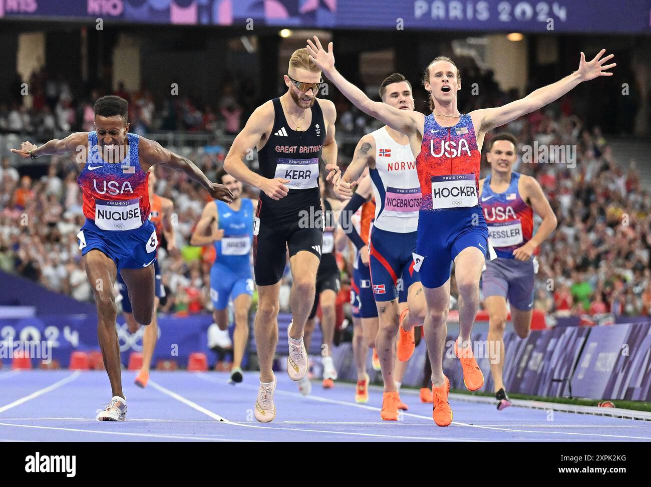 Paris, France. 6th Aug, 2024. Cole Hocker (front) of the United States ...