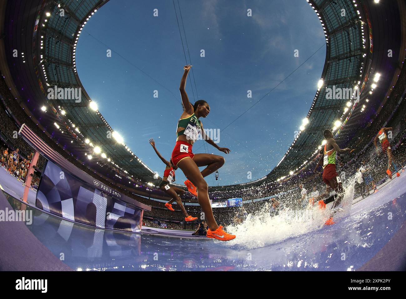 Sembo almayew paris 2024 hi-res stock photography and images - Alamy