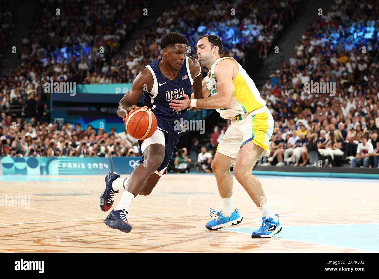 Anthony edwards basketball hi-res stock photography and images - Alamy