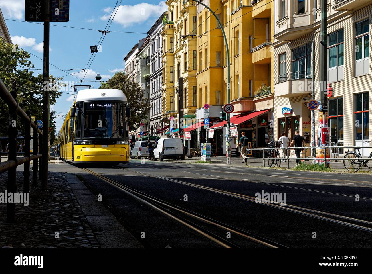 Tram Linie M1 Kastanienallee, Ecke Schönhauser Allee 2024-08-06 ...