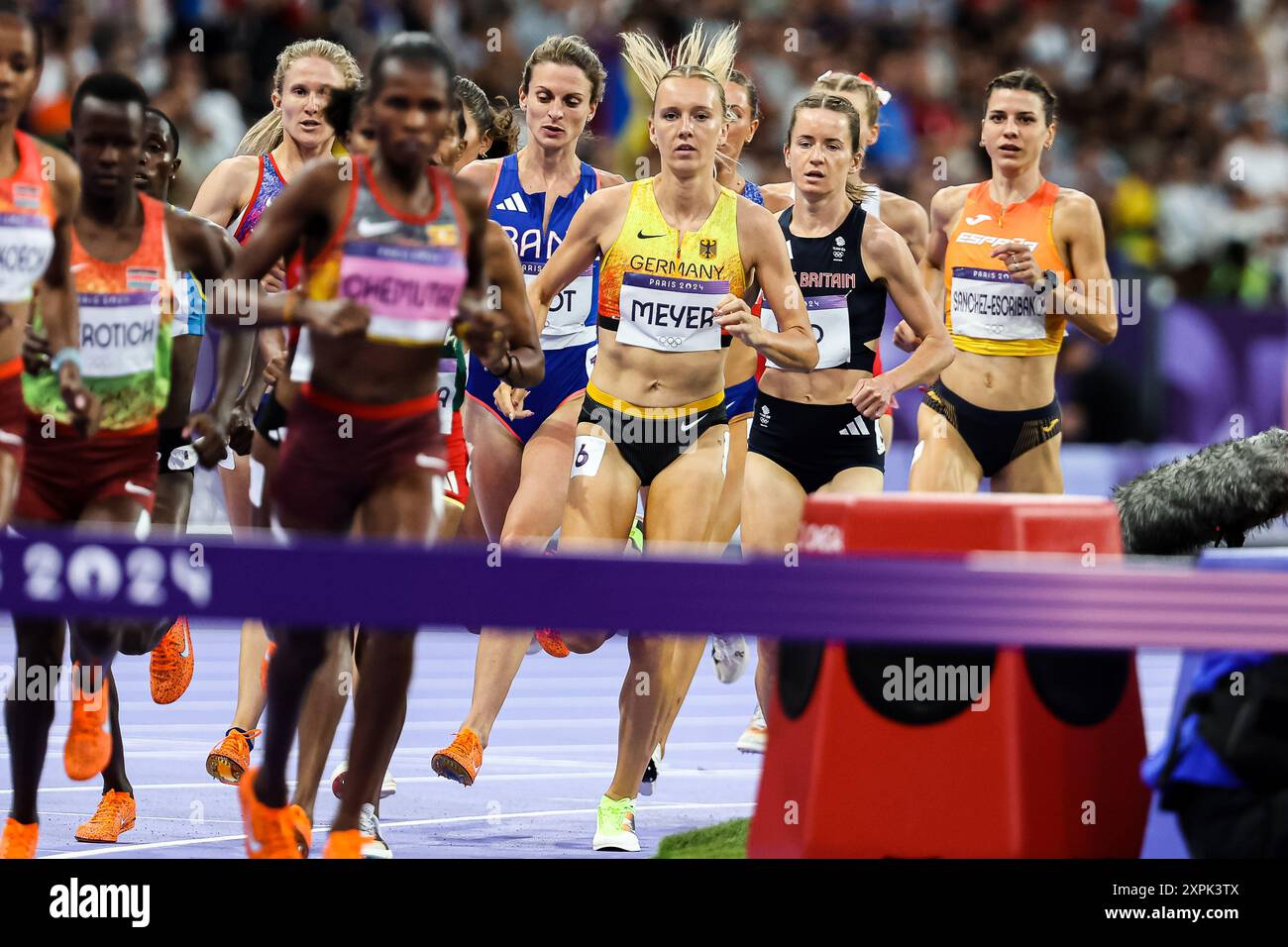 Elizabeth bird paris 2024 hi-res stock photography and images - Alamy