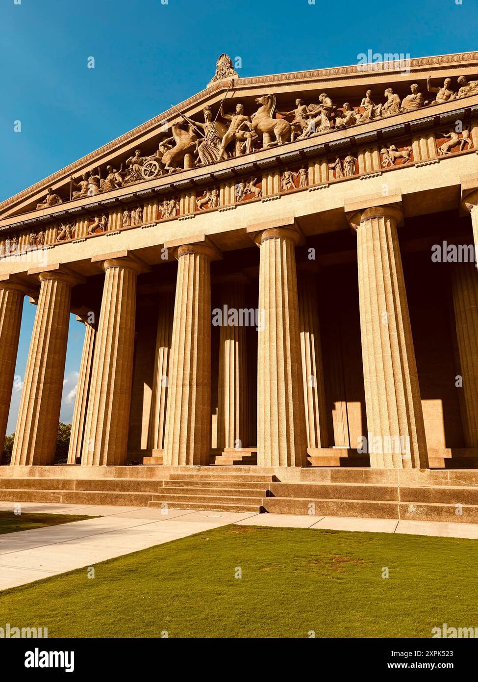 Full scale replica parthenon centennial hi-res stock photography and ...