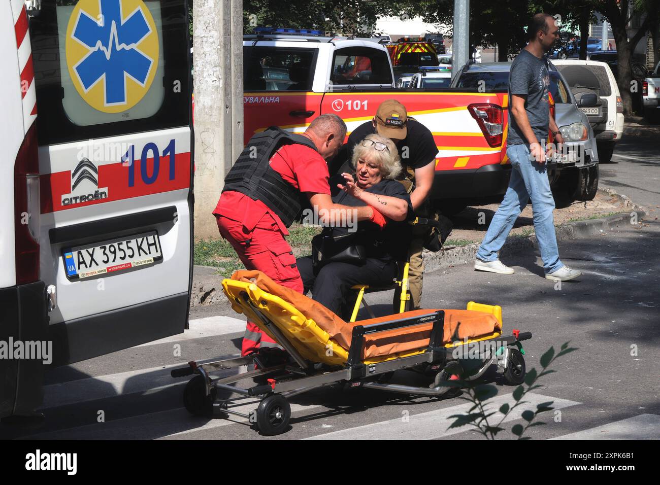 Non Exclusive: KHARKIV, UKRAINE - AUGUST 6, 2024 - A paramedic and a ...