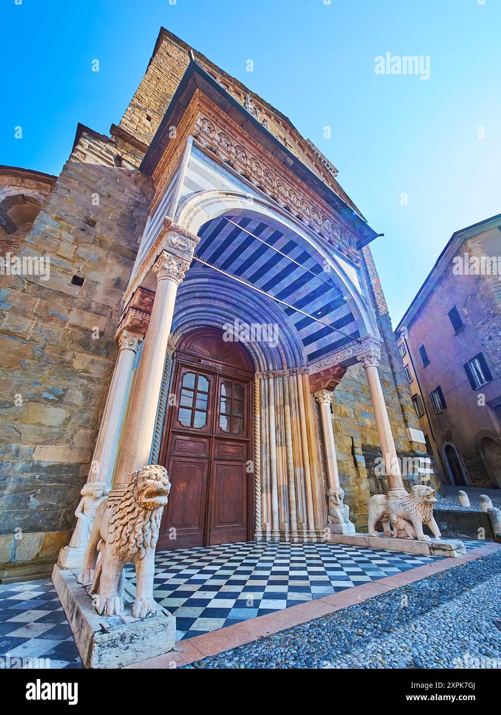 The medieval sculptured Gate of White Lions (Porta dei Leoni Bianchi ...