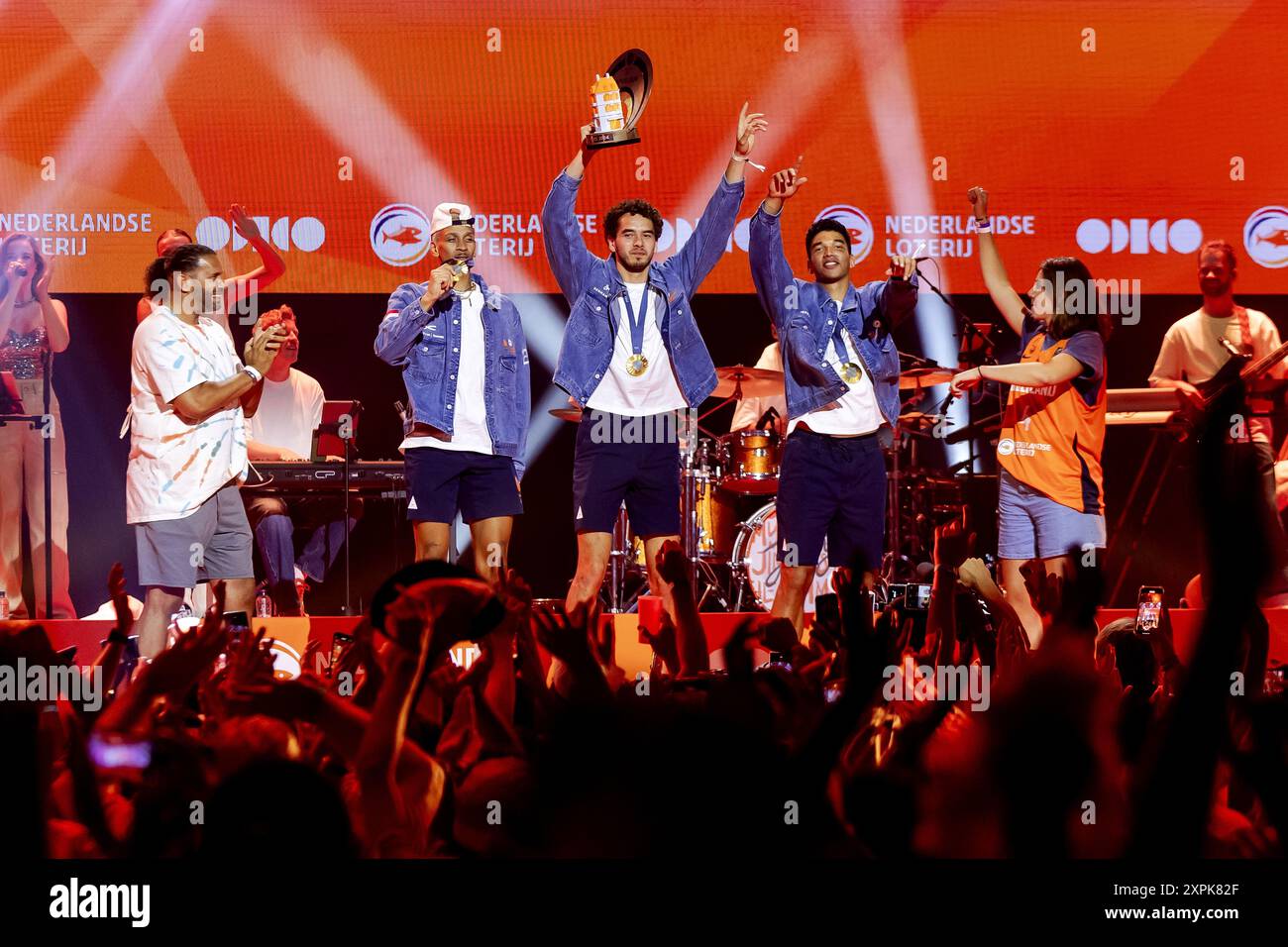 PARIS - Worthy de Jong, Jan Driessen and Arvin Slagter are honored ...