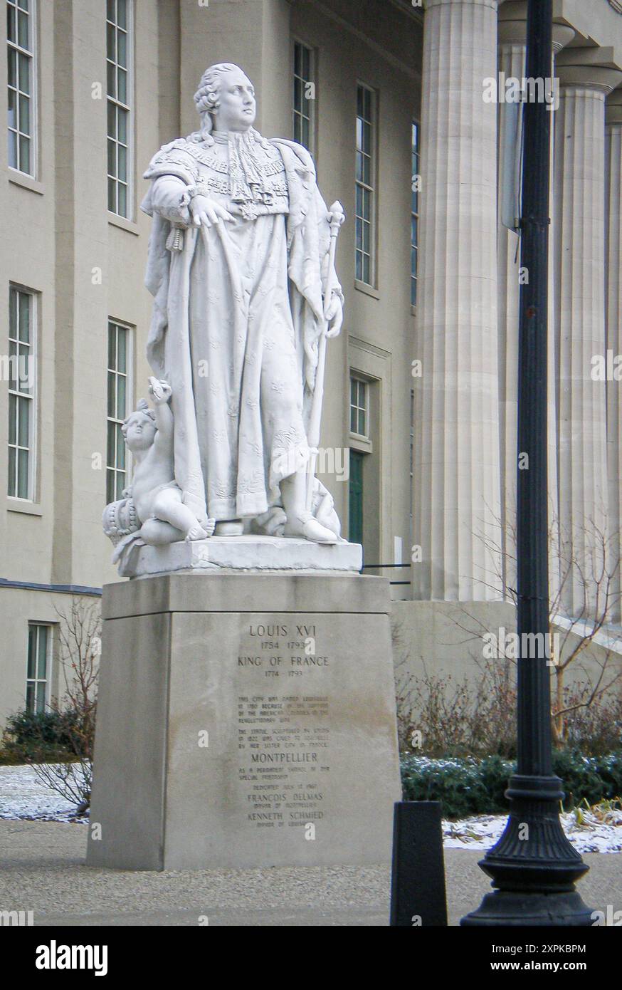 Louis XVI statue in downtown Louisville, the namesake of the city Stock ...