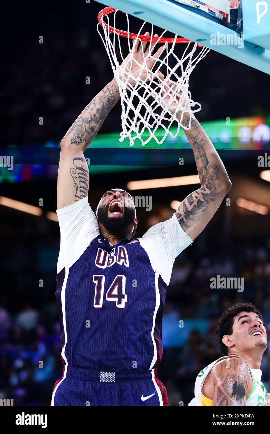 Anthony Davis Dunk 2024